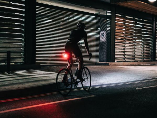 Road Bike Light Tips: How to Choose the Right One – Magicshine Bike Lights